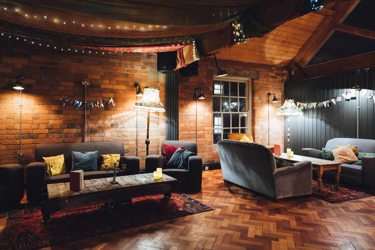 The Orange Tree Derby - Love Derby